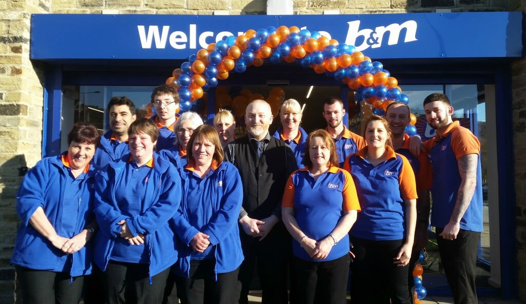 i̇ndirim ve fırsat sistemleri B&m Store, İngiltere, foto