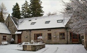 Auchenheglish Lodges - The Coachhouse (Scotland, Alexandria), otel  İskoçya'dan
