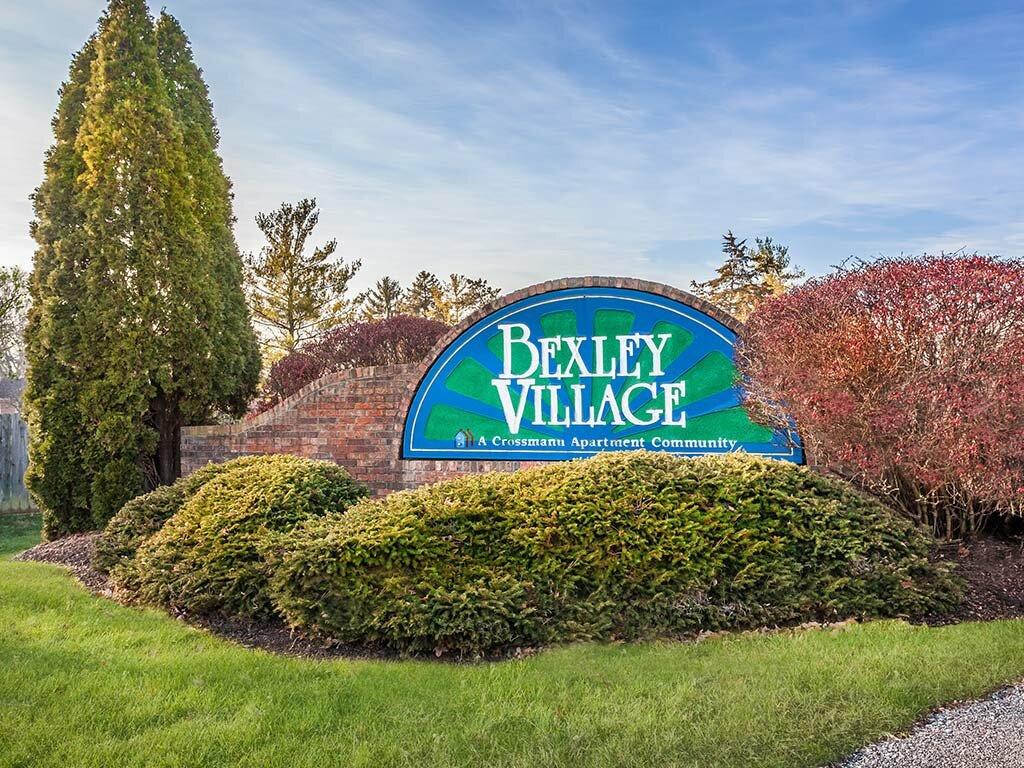 Emlak ofisi Bexley Village Apartments, İndiana Eyaleti, foto