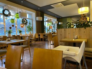 Gala (Revolyutsii Street No:44), kafe  Perm'den