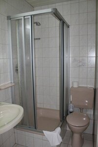 Stadt-Hotel Bartels (North Rhine-Westphalia, Soest, Werl, Walburgisstraße), otel  Werl'den