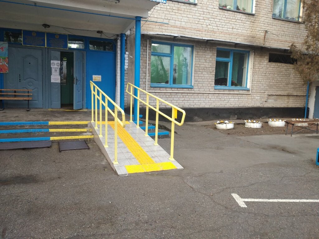 Ortaokul I. Jansugirov Secondary School, Almatı eyaleti, foto