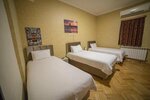Hirmas Hotel (Georgi Mazniashvilis Street No:4ბ), otel  Tiflis'ten