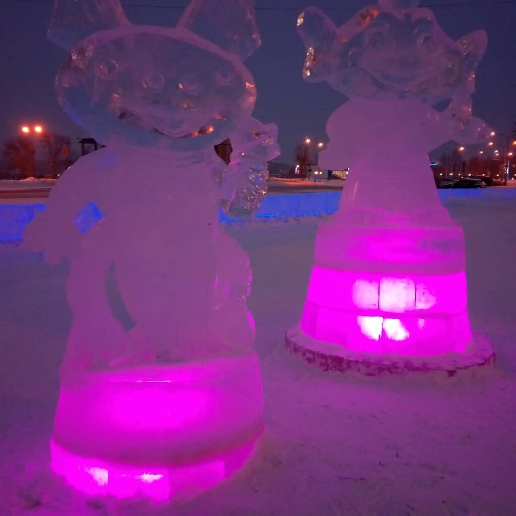 Kış ürünleri Ледовый городок, Kamensk‑Uralski, foto