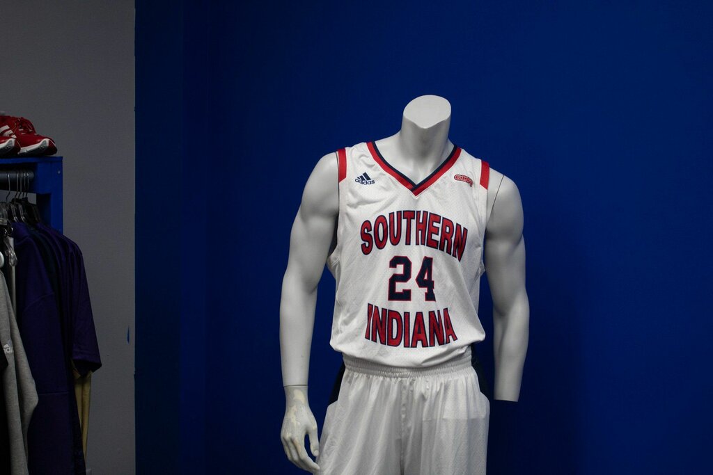 Giyim mağazası E. I. Sports & Apparel, İndiana Eyaleti, foto