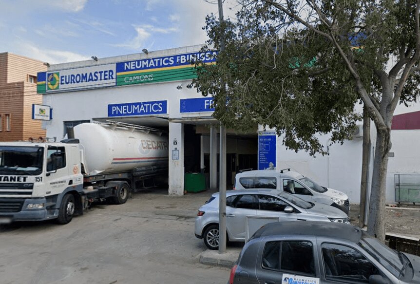 Jant ve lastikçiler Euromaster Palma de Mallorca Neumatics Binissalem, Palma, foto