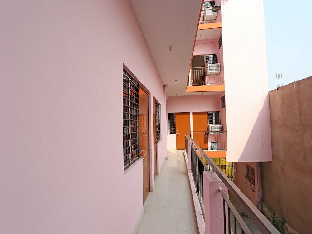 Otel Oyo Flagship 22406 Shree Shree Guest House, Varanasi, foto