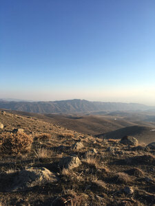 Sevqar (Kotayk Region), dağ zirvesi  Kotayk'tan