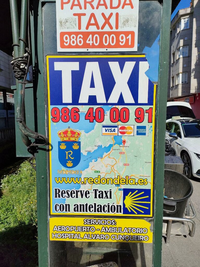 Taksi Taxicocaredondela, Galisya, foto