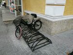 Bicycle parking (Ostrovskogo Street No:12), bisiklet park yerleri  Gelencik'ten