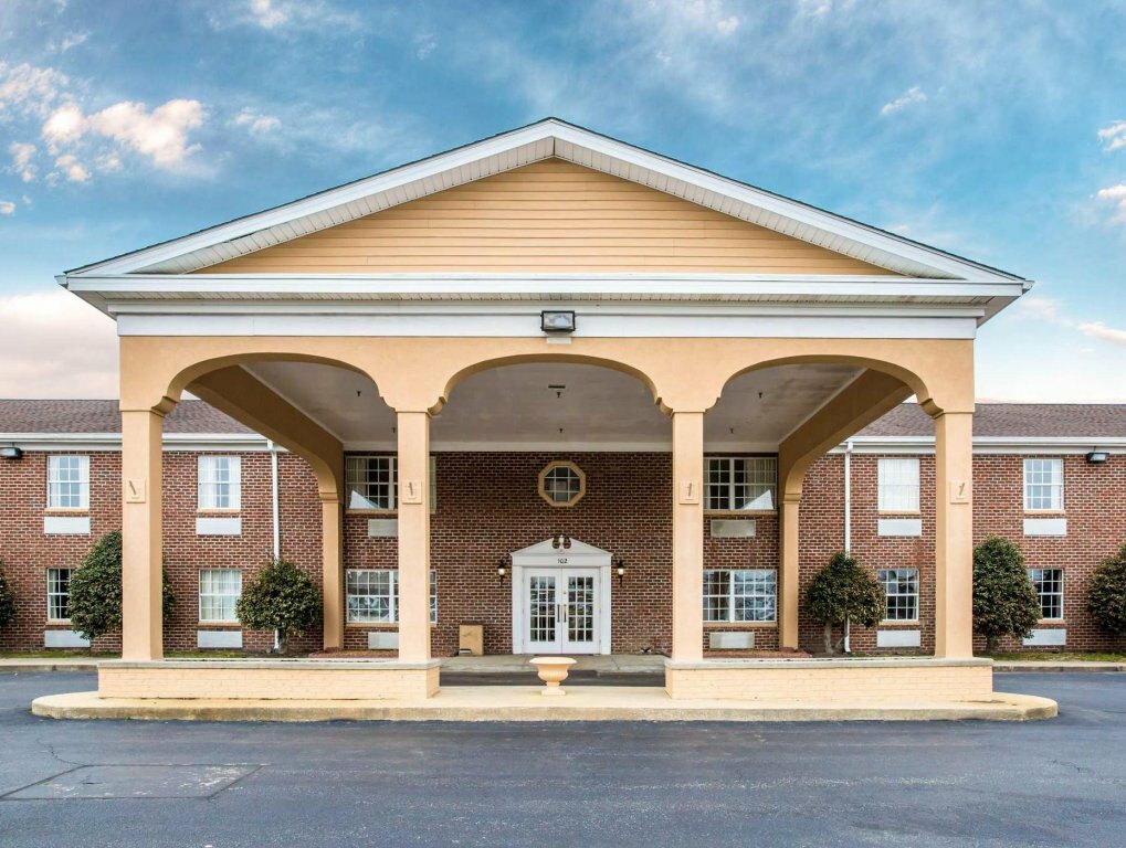 Otel Quality Inn Williamston, Williamston, foto