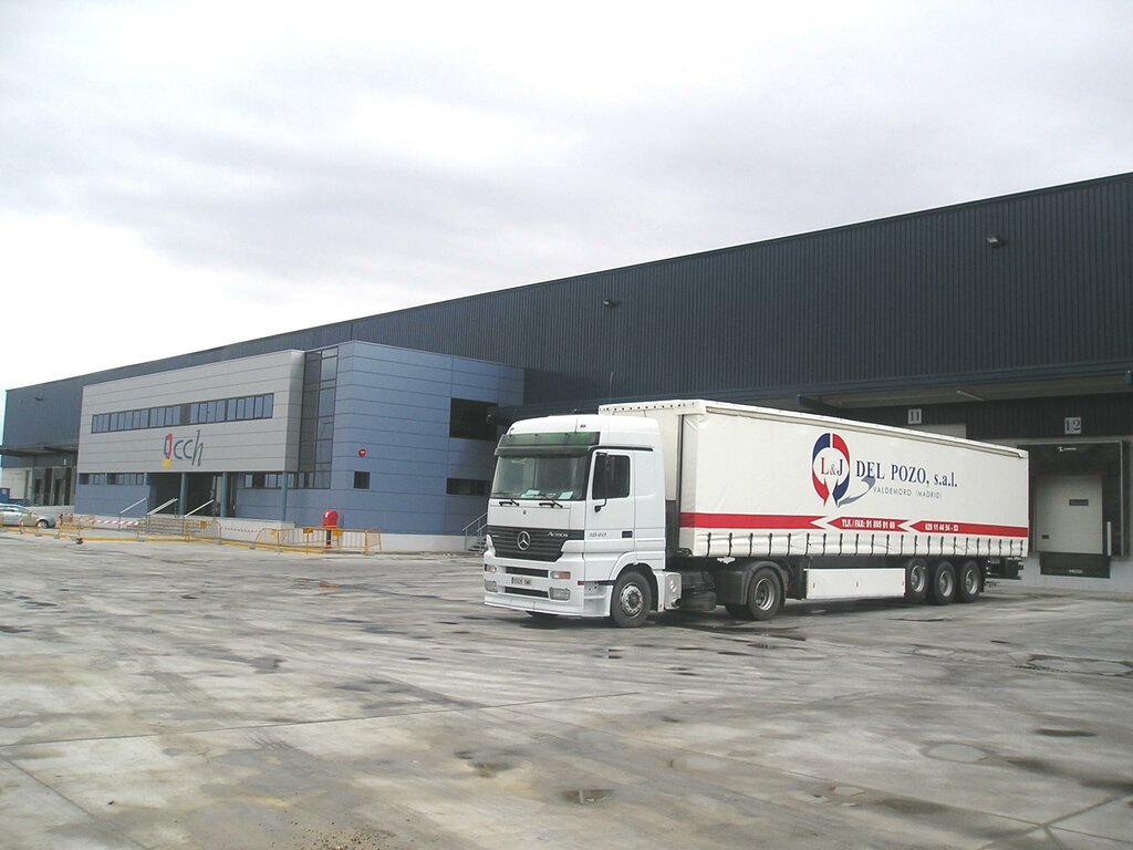 Toplu taşıma yönetimi ve bakımı Transportes y Contenedores J. Del Pozo, Madrid, foto