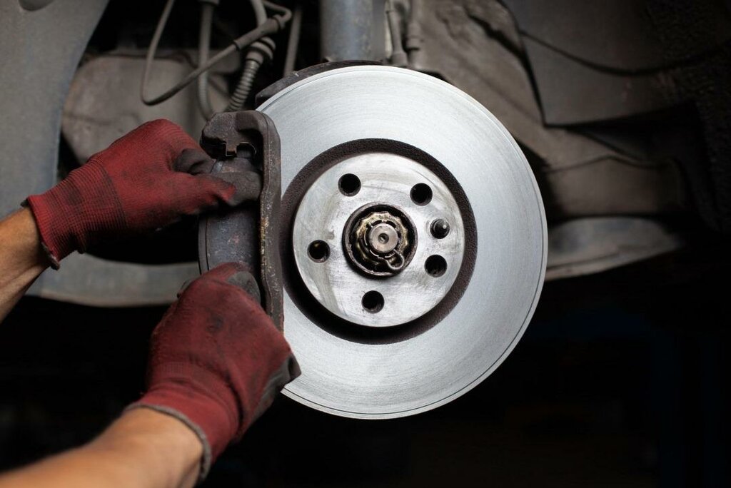Otomobil servisi Lake-Aire Auto Service Inc, Oshkosh, foto