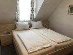 Hotel-Café Altreuter (Marktplatz No:11, Nördlingen), otel  Nordlingen'dan