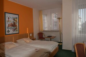 Hotel Stadt Cuxhaven (Alter Deichweg No:11, Cuxhaven), otel  Cuxhaven'dan