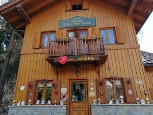 Chalet Plan Gorret (Strada Plan Gorret No:51, Courmayeur), otel  Aosta Vadisi'nden