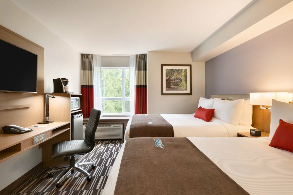 Otel Microtel Inn and Suites by Wyndham Mont Tremblant, Mont‑Tremblant, foto
