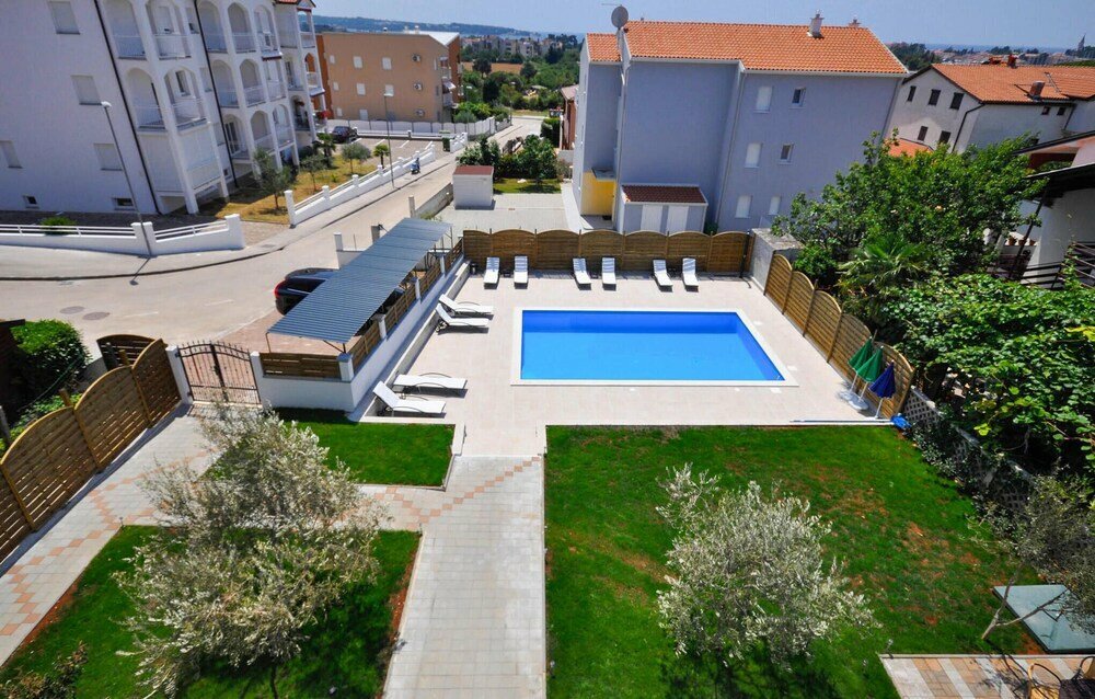 Otel Awesome Apartment in Novigrad With 3 Bedrooms, Dünya, foto