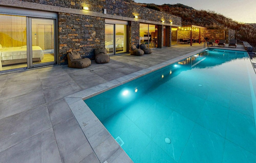 Otel Stunning Home in Gazi, Dünya, foto