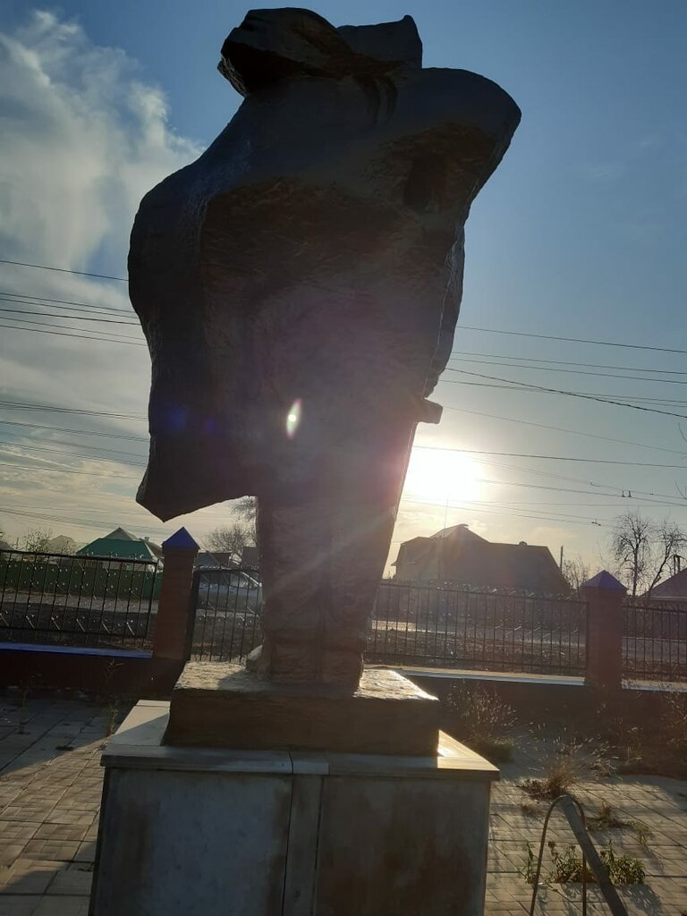 Anıt, heykel Мемориал Великой Отечественной войны, Tataristan, foto