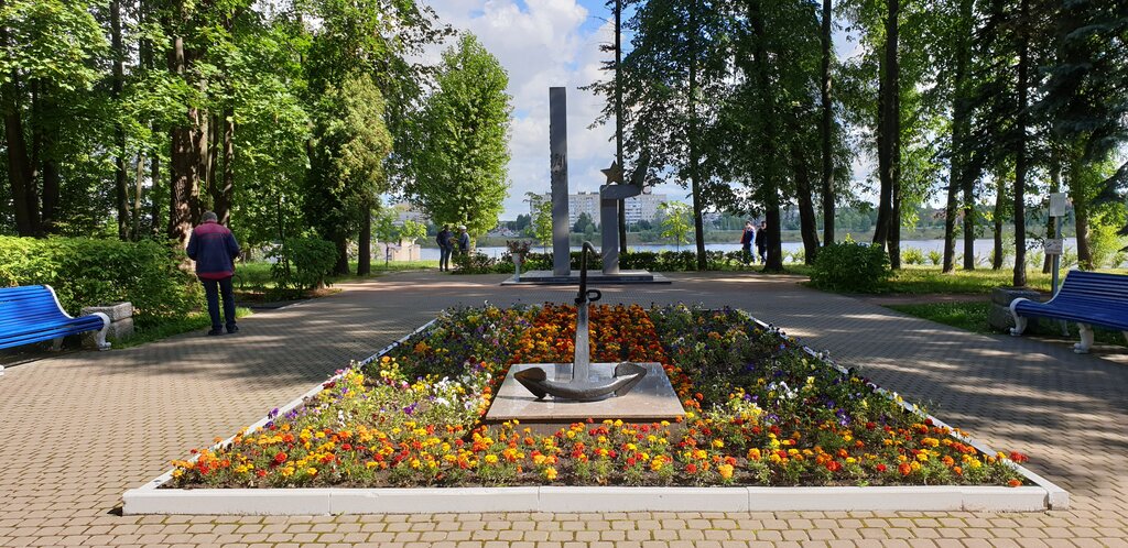 Anıt, heykel Погибшим работникам завода, Saint‑Petersburg, foto