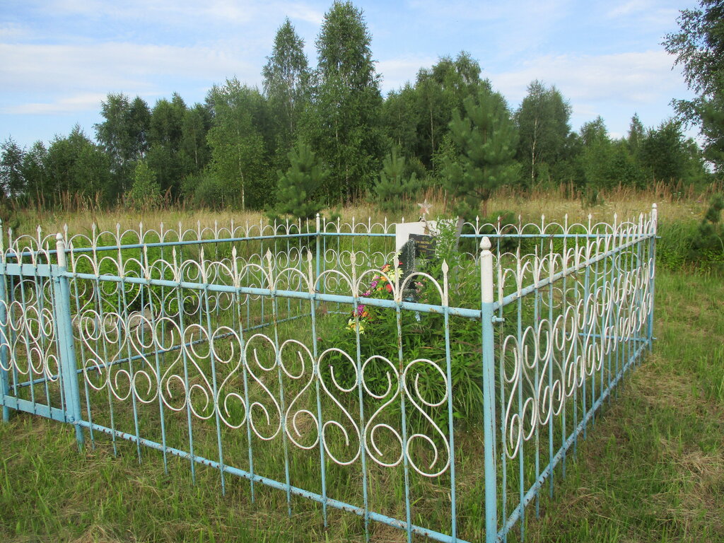 Anıt, heykel Братское воинское захоронение № 8, Smolenskaya oblastı, foto