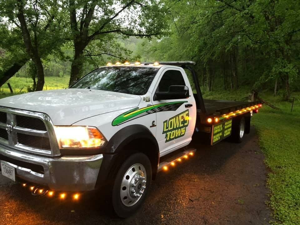 Çekici hizmeti Lowe's Tows, Tennessee Eyaleti, foto