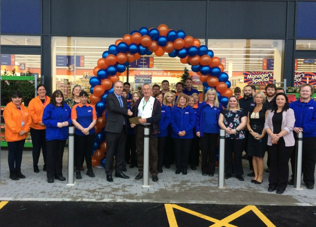 i̇ndirim ve fırsat sistemleri B&m Home Store with Garden Centre, Galler, foto