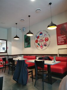 Papa Dzhons (ulitsa Lenina No:39Б, posyolok gorodskogo tipa Oktyabrskiy, Russian Federation), pizzacılar
