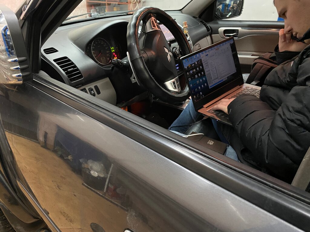 Otomobil servisi Catalyst Pro, Moskova, foto