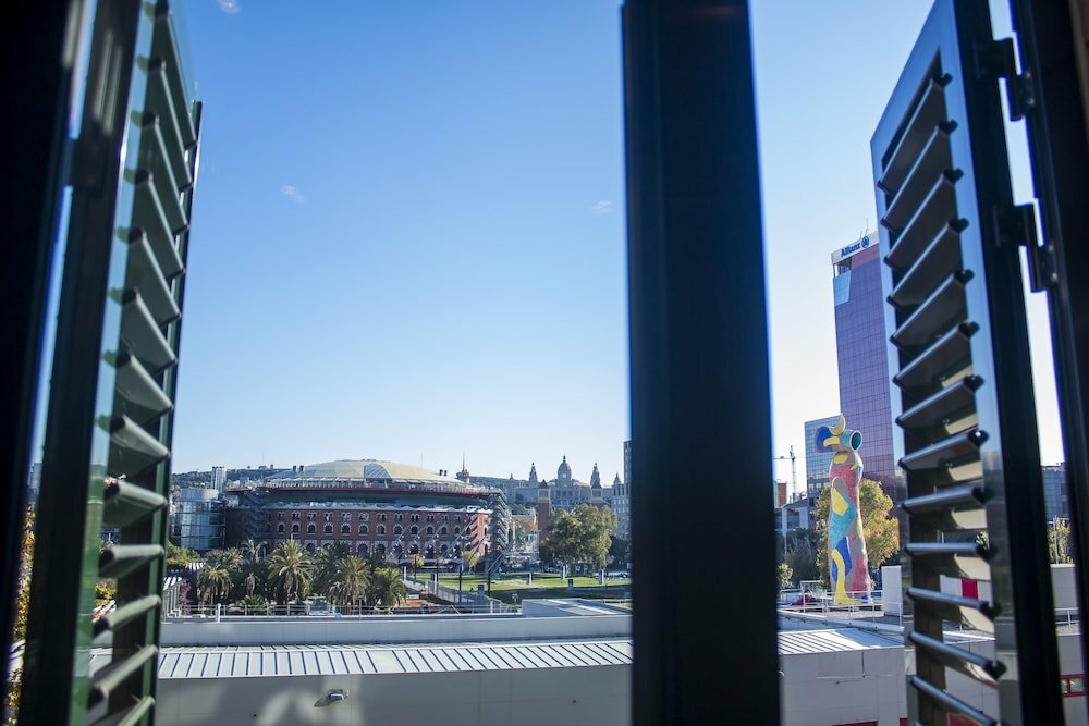 Otel HOMEnFUN Plaza España Apartment, Barselona, foto