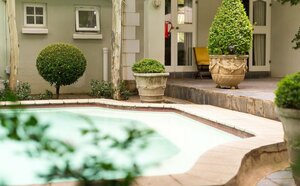 One of our top Picks in Pretoria - Lovely Spacious Room With Breakfast (Pretoria), otel  Pretoria'dan