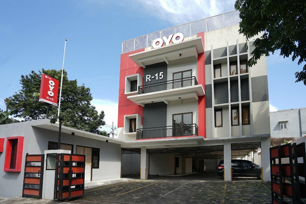 Otel Oyo 748 Comfitel Tenggilis, Surabaya, foto