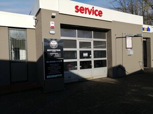Carmatic GmbH (Brandenburg, Märkisch-Oderland, Neuenhagen bei Berlin, Hönower Chaussee, 1), otomobil servisi  Brandenburg'dan