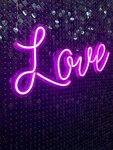 Love (ulitsa Mira No:3, derevnya Lopukhinka), güzellik salonu  Saint‑Petersburg ve Leningradskaya oblastından