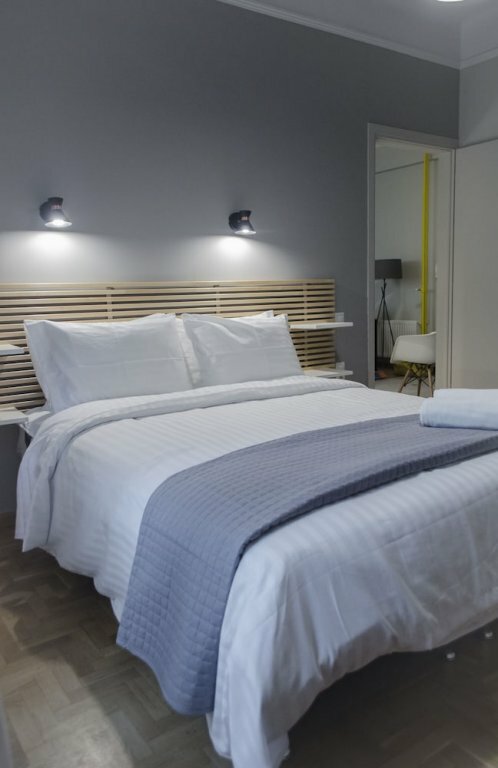 Otel Centrally Located Flat With 1 Bedroom, Atina, foto