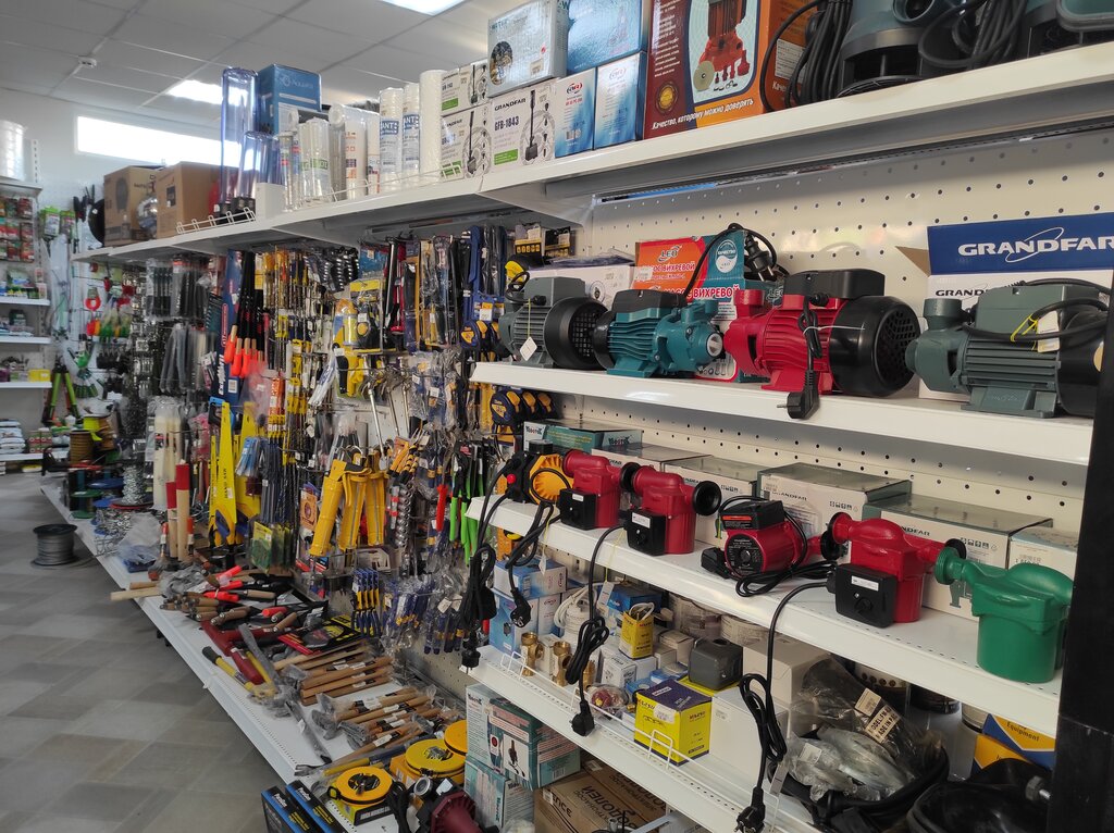 Yapı mağazası Стройбаза Усадьба, Moskova, foto