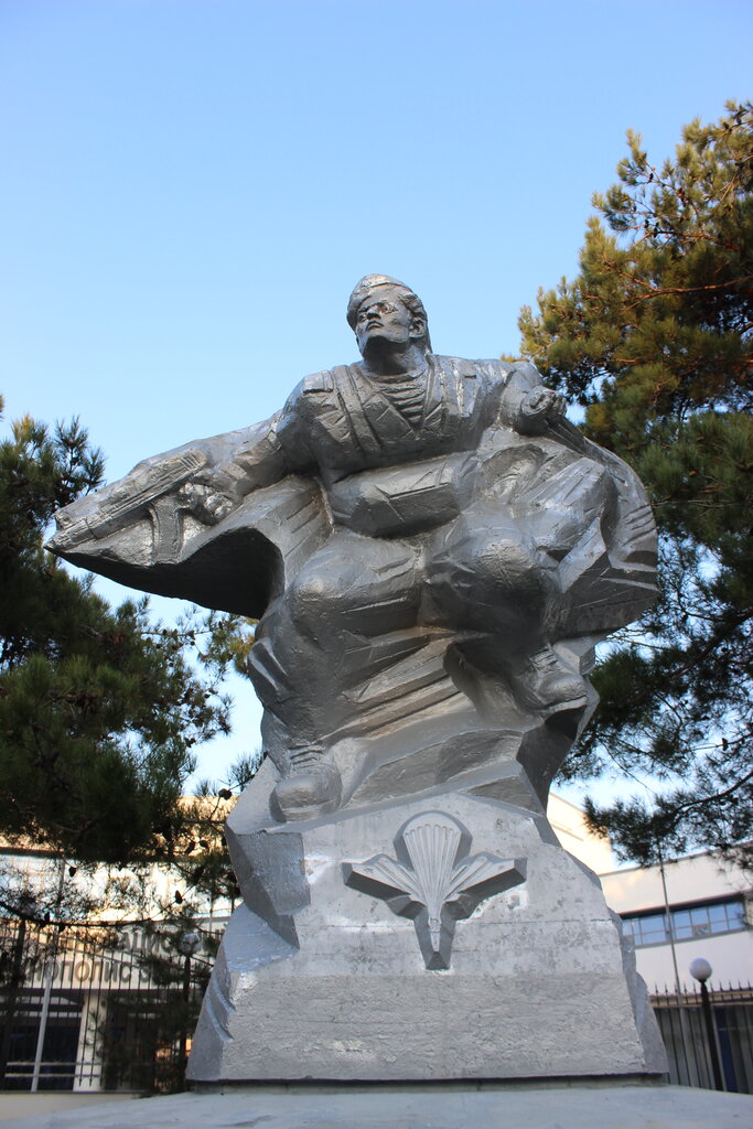 Anıt, heykel Памятник Десантникам, Anapa, foto