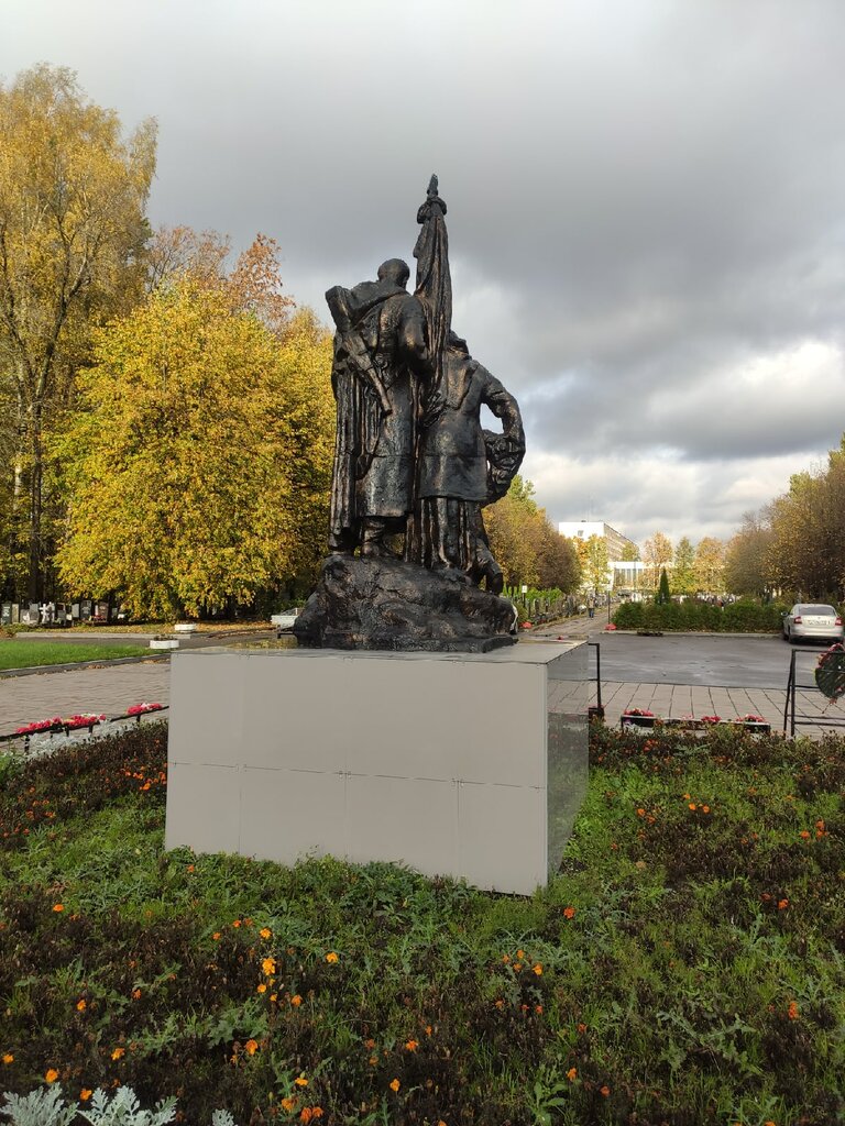 Anıt, heykel Мемориал погибшим в блокаду, Saint‑Petersburg, foto