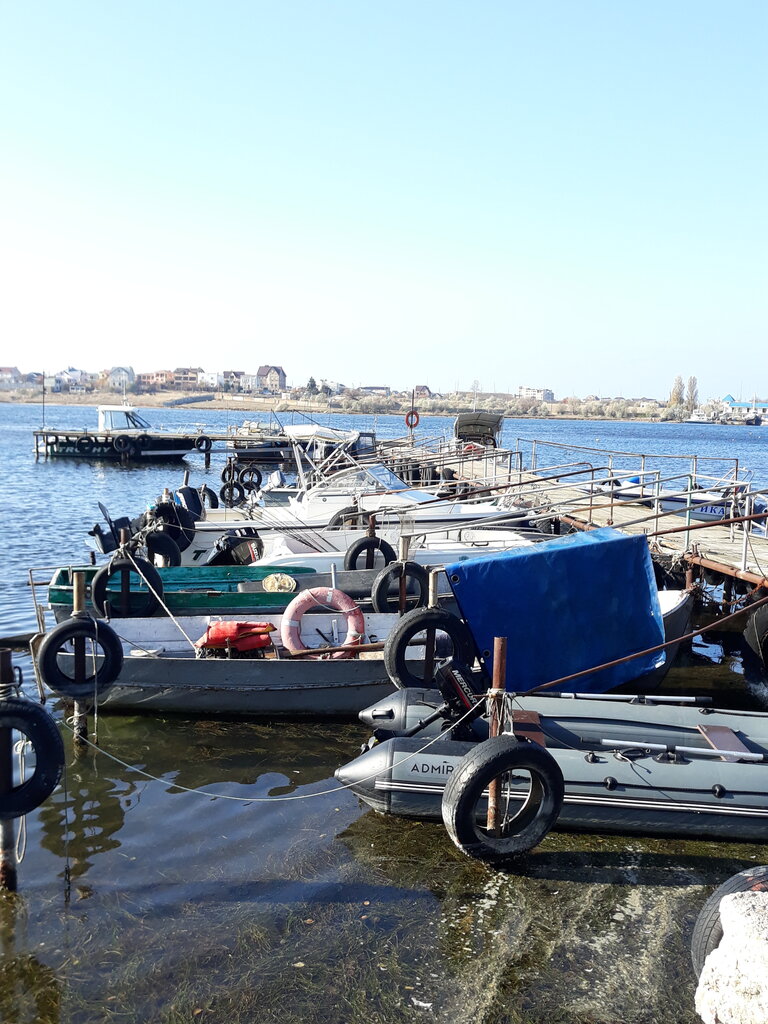 i̇skele Пристань рыболовецкого совхоза Таврида, Kırım Cumhuriyeti, foto