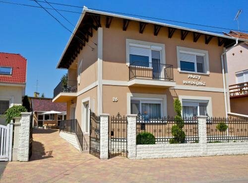 Otel Party Vendégház, , foto