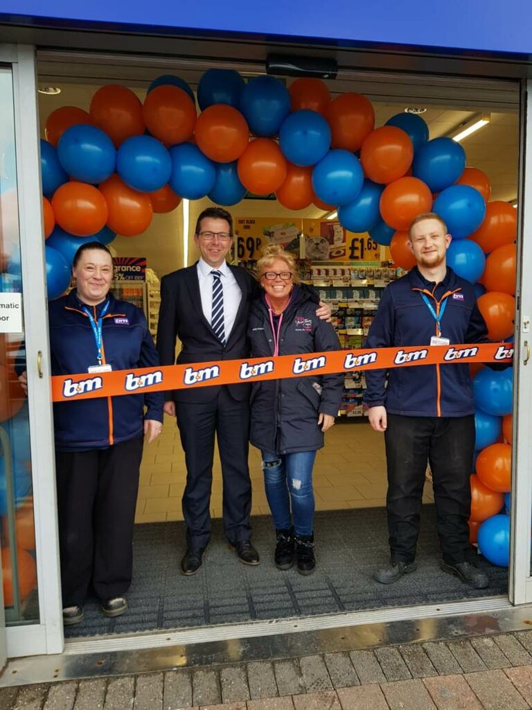 i̇ndirim ve fırsat sistemleri B&m Home Store, Bolton, foto