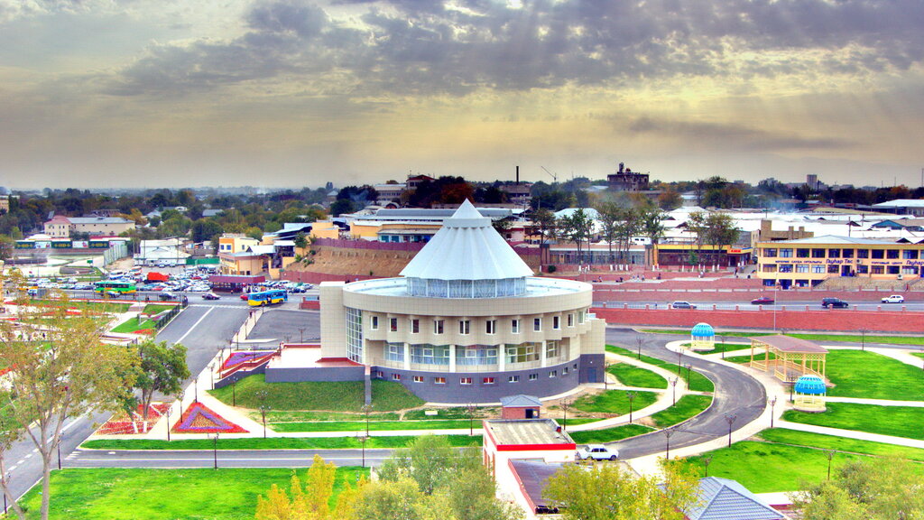 Konser salonları Неке сарайы, Çimkent (Şımkent), foto