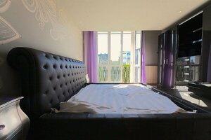 Amazing Villa Sound of the Lake (Via Lario No:25, Desenzano del Garda), otel