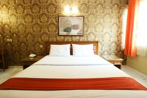 Hotel Surabaya Jaya Bandara Soetta by Zuzu (Banten Province, Kota Tangerang City), otel  Tangerang'dan