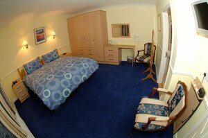 Avlon House Bed & Breakfast (Leinster, Carlow), otel  Carlow'dan
