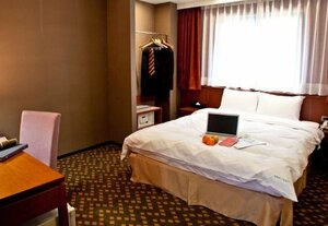Orange Hotel - Linsen (Taiwan, Taipei, Zhongshan N Road), otel  Taipei'den