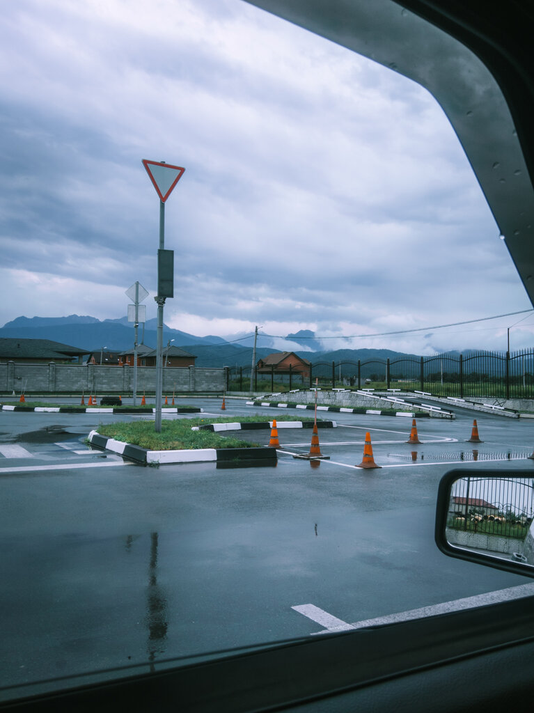 Ehliyet sınav alanı Площадка для вождения, Vladikavkaz, foto