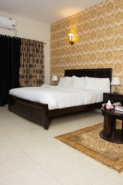 Otel Livin Hub Guest House, Islamabad, foto