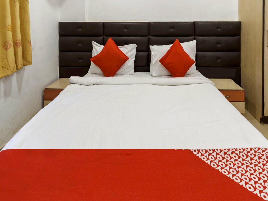 Otel Oyo Flagship 321 Vastrapur Ahmedabad, Ahmadabad, foto